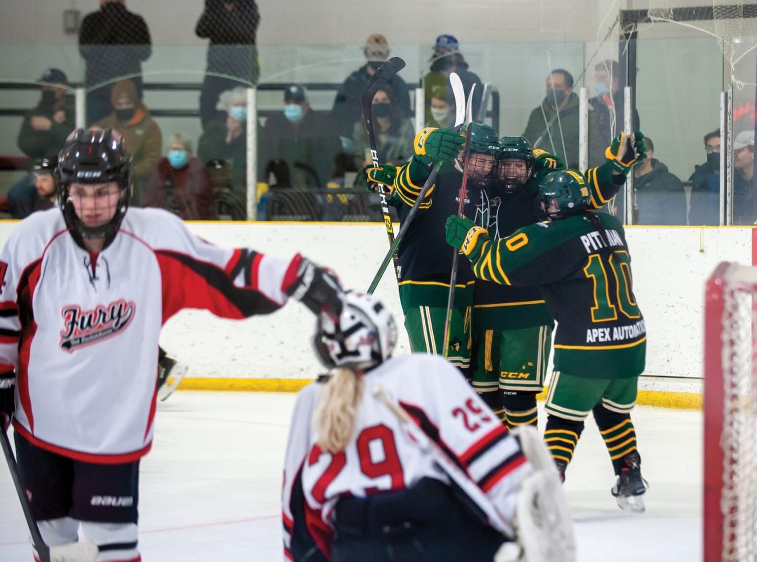 Rustlers regale Rotary with presentation | Meridian Source