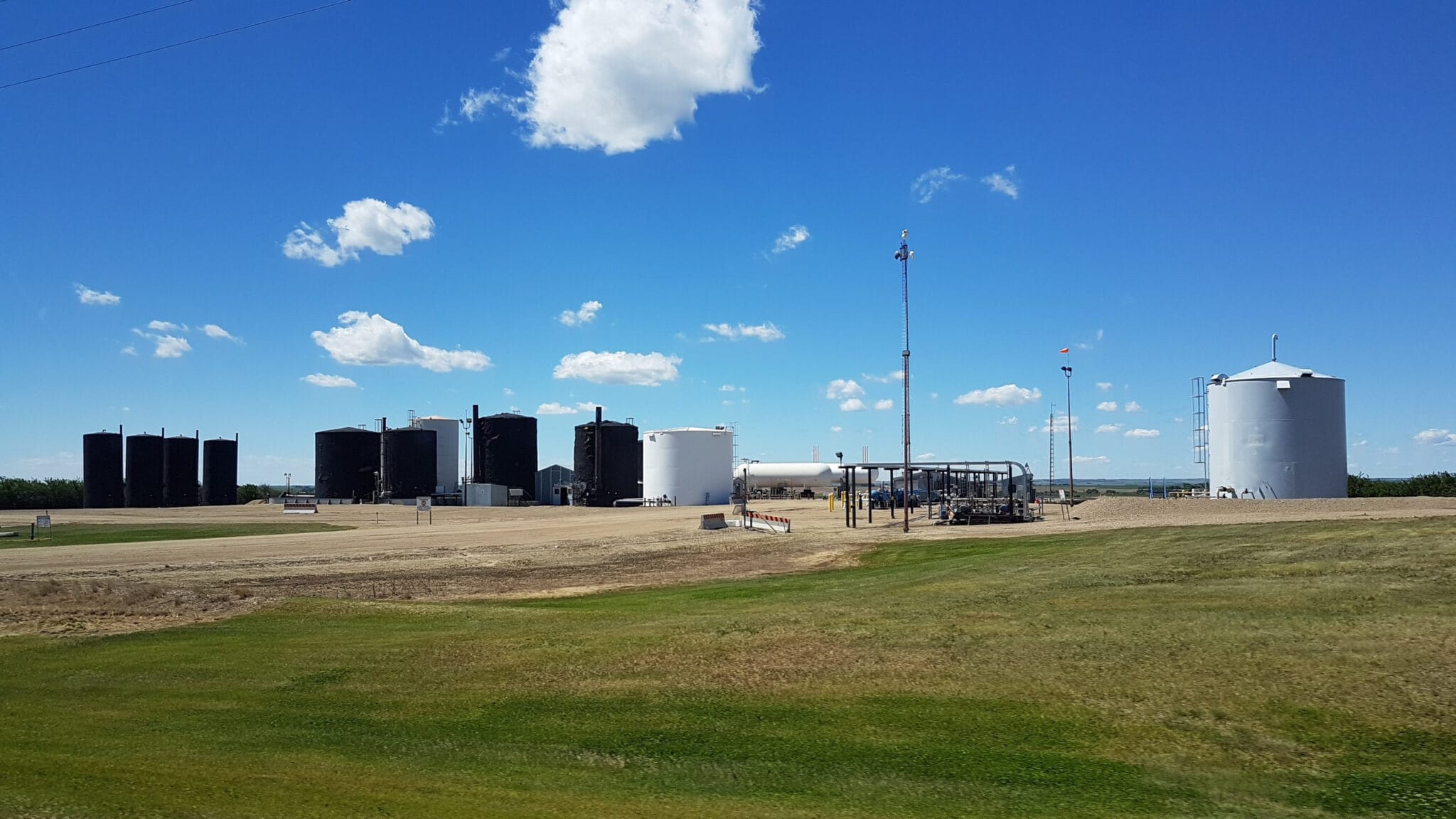 Strathcona Resources looks to purchase MEG Energy