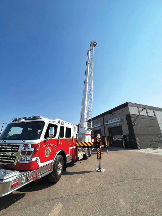 Cenovus provides free fire truck to Lloydminster