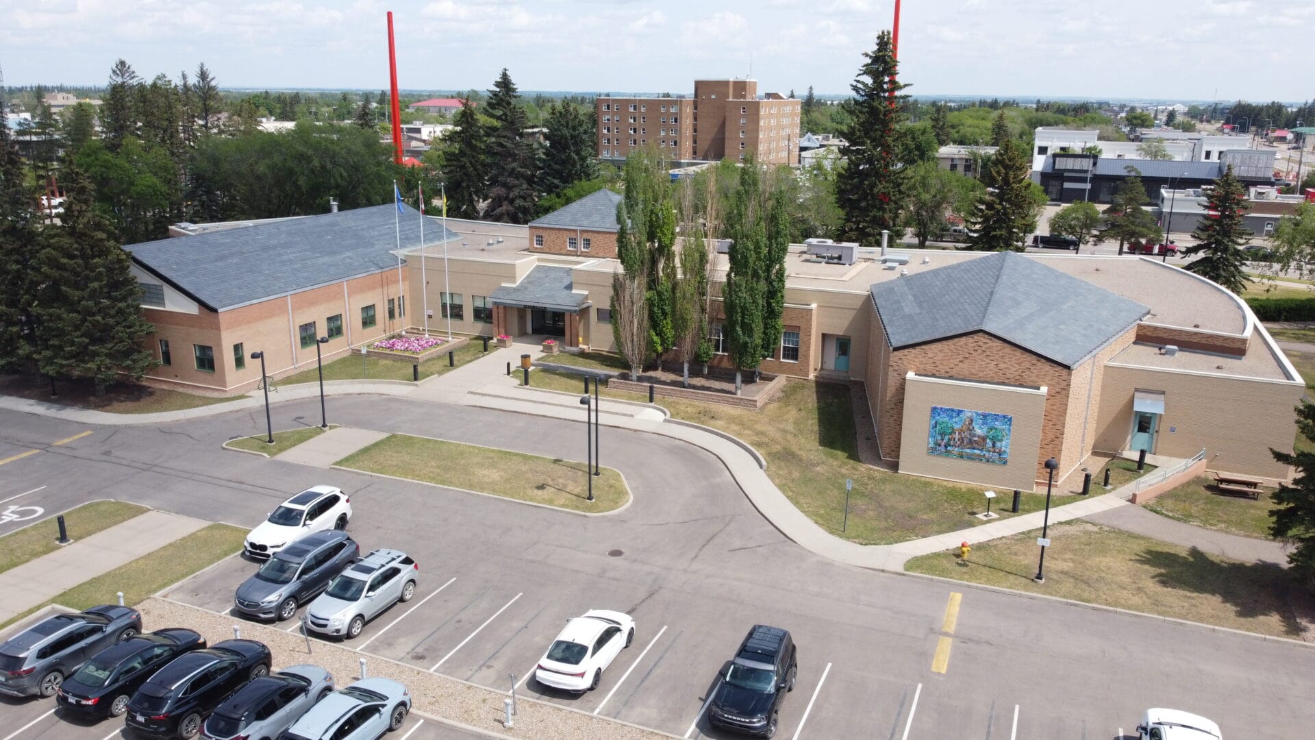 Meadow Lake RCMP search for two suspects after shooting