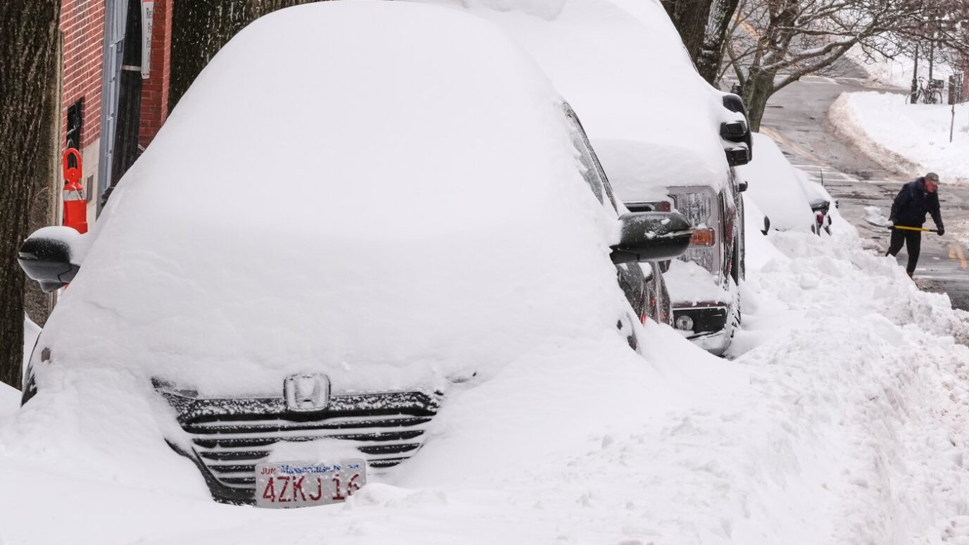 CP NewsAlert: ICE wants to buy Pattison building to use for ‘holding ...